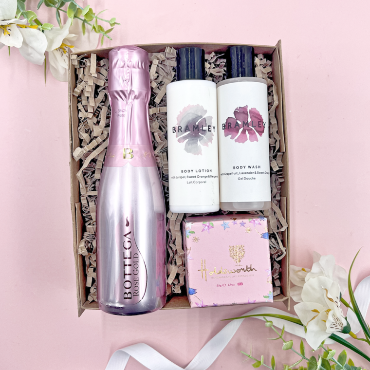 Prosecco Pamper Gift Box | Mini Rosé Prosecco & Spa Gift Set